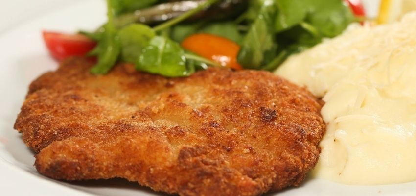 Bife à milanesa pratico e delicioso - Amor de Receita Bife à milanesa pratico e delicioso - Amor de Receita